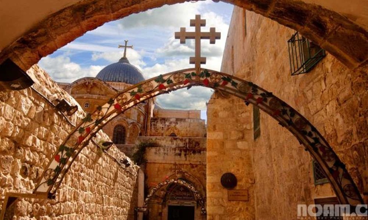 Experience the Christian Holiday of Easter - iTravelJerusalem