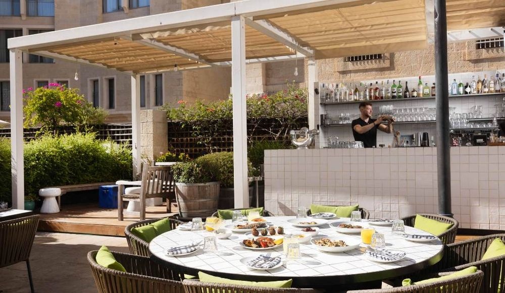 Happy Fish Restaurant - iTravelJerusalem